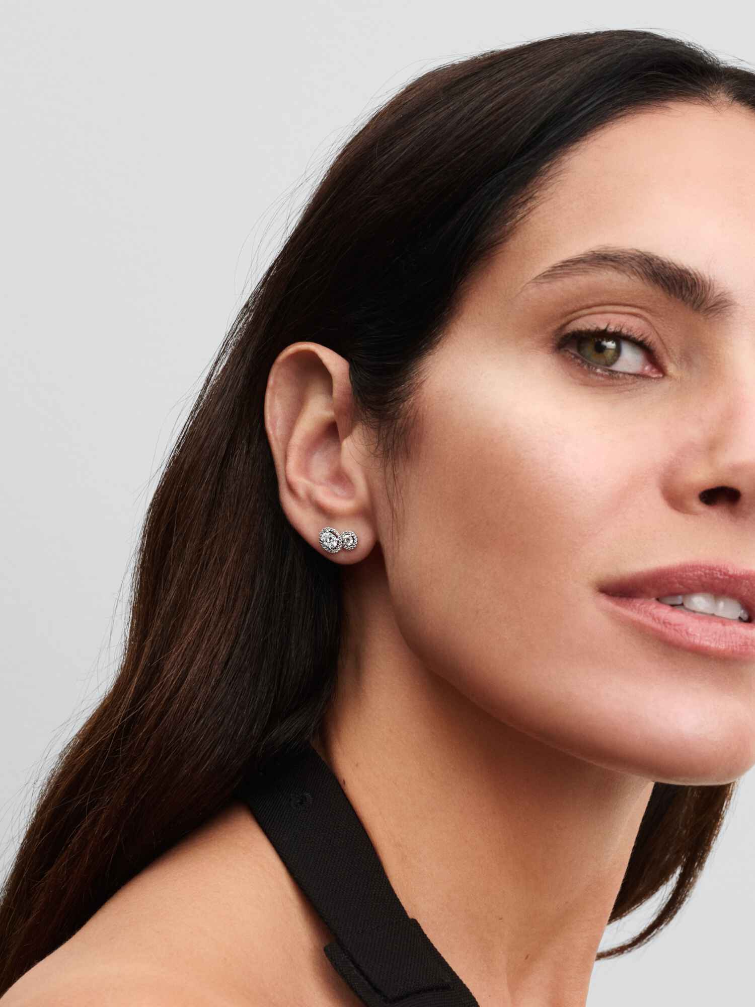 Earrings for Women | Classic & Modern Styles | Pandora Canada
